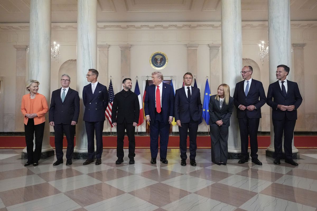 Trump verí, že vojnu možno ukončiť. Hovoril so Zelenským o zárukách ...