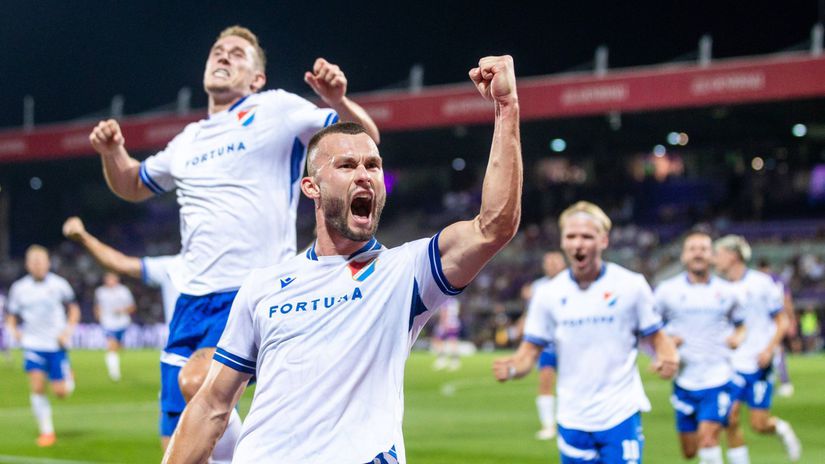 Šéf Slavie chce posilniť útok, prvou voľbou je Slovák. Hneď by hral v ...