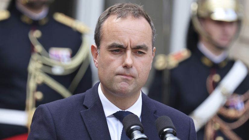 Francúzsko zruší aj posledné doživotné výhody pre expremiérov - Svet ...