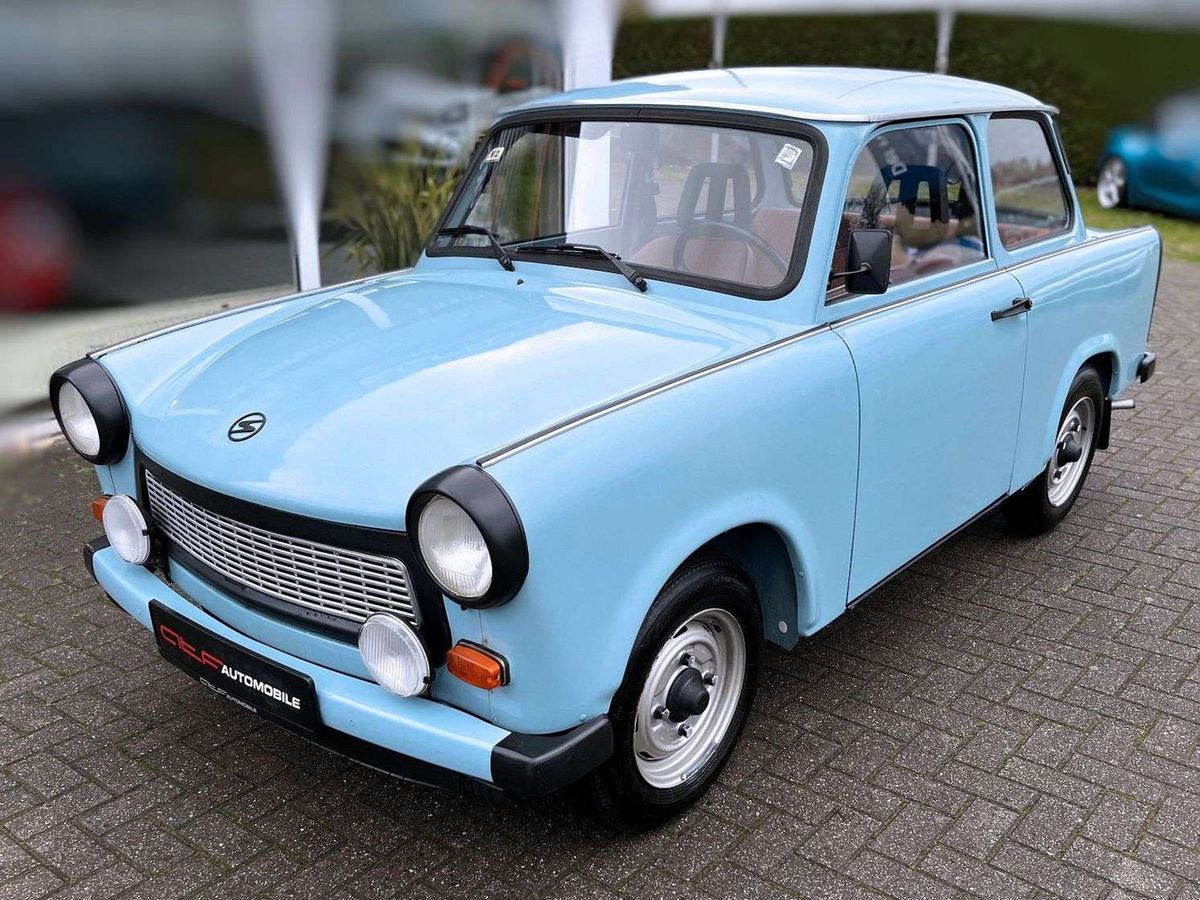 Trabant 601 S de Luxe: Na predaj je bakelitová legenda. Na ‘tacháči‘ má ...