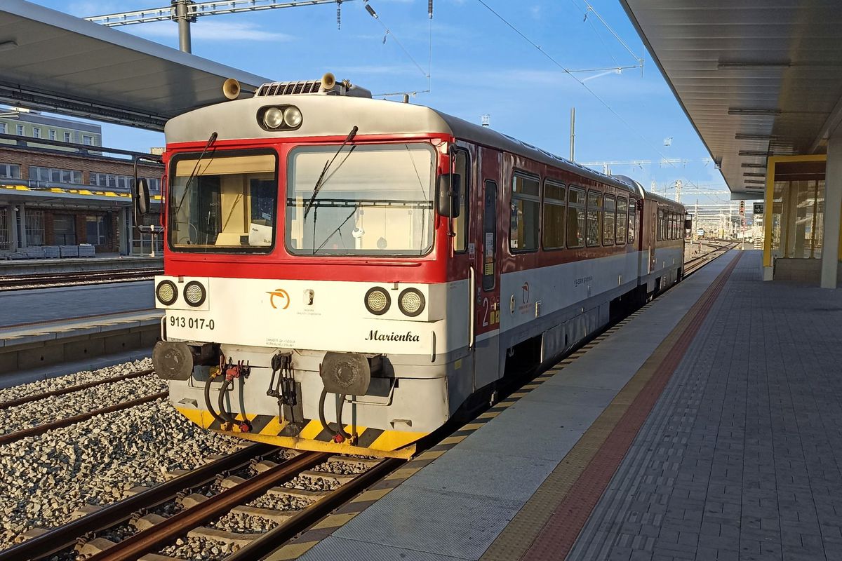 Vlaky na trati Žilina – Rajec sa vracajú do pôvodného grafikonu spred ...