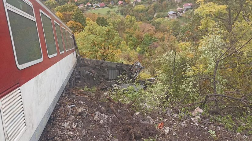 Zrážka vlakov pri Rožňave sa zapíše medzi tie najhoršie (chronológia ...