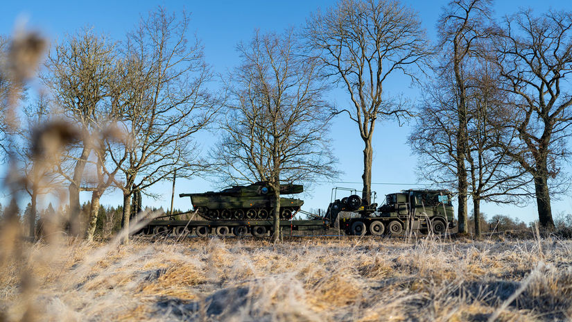Scania vyvinula so švédskou armádou nové ťahače na prepravu tankov ...