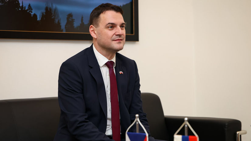 Spor s českým prezidentom sa vyostruje: Macinka odmieta obvinenia hradu ...