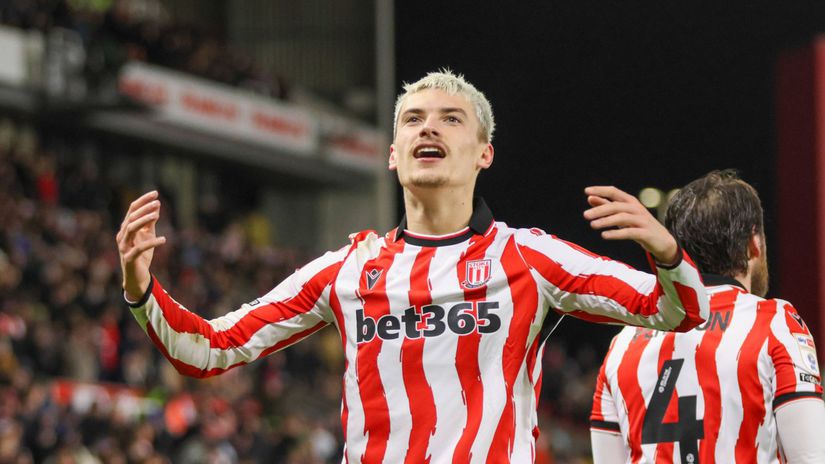 Ďalekonosná strela spoza šestnástky. Slovenský súboj sa nekonal, Rigo ...