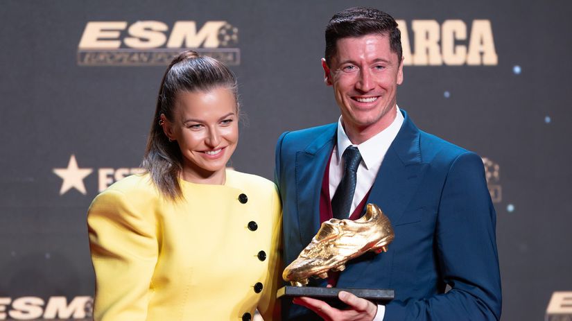 Manželka sa verejne posťažovala na hviezdneho Lewandovského: Mám toho ...