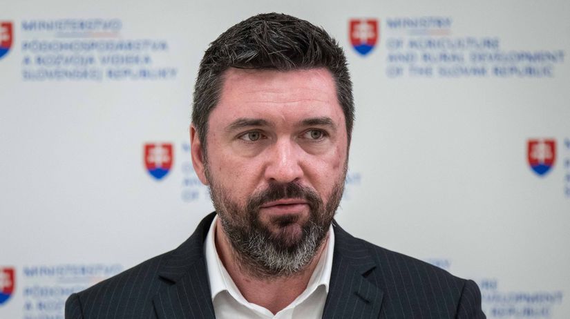 PPA priznala pochybenia. Minister Takáč sa stále tvári, že je všetko v ...