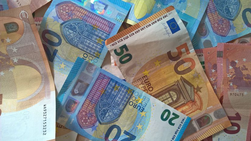 Štát si opäť požičiava: Slovensko predalo dlhopisy za 649 miliónov eur ...