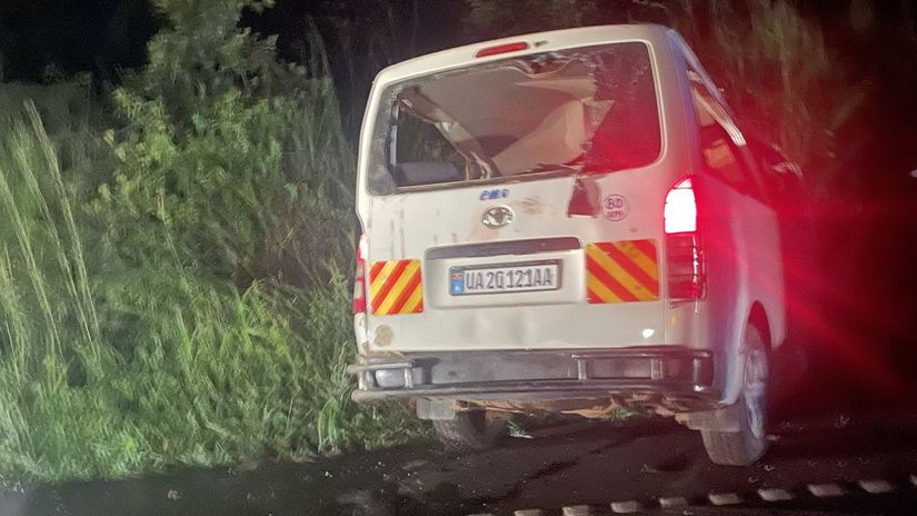 Minivan sa v národnom parku zrazil so slonom. Tri osoby zomreli - Svet ...