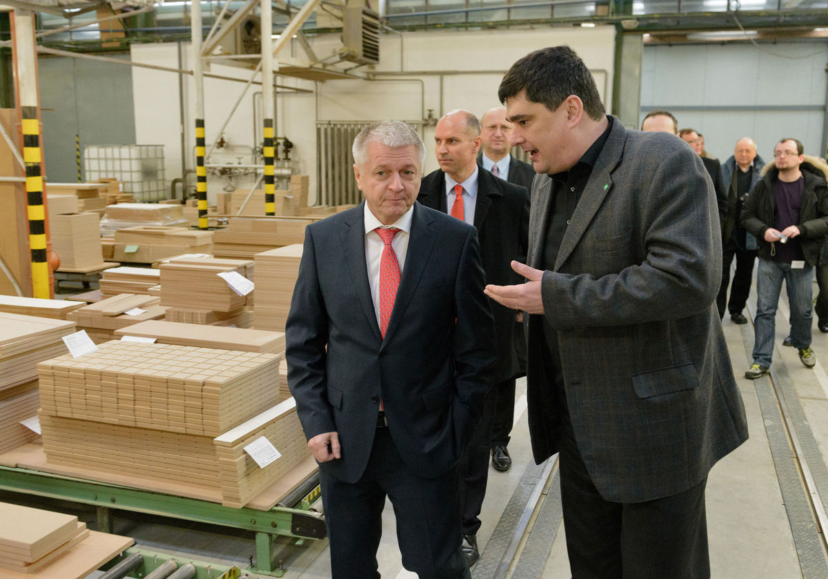 Progresívcom sa nepozdáva krach Decodomu: Majiteľ a zároveň člen Hlasu ...